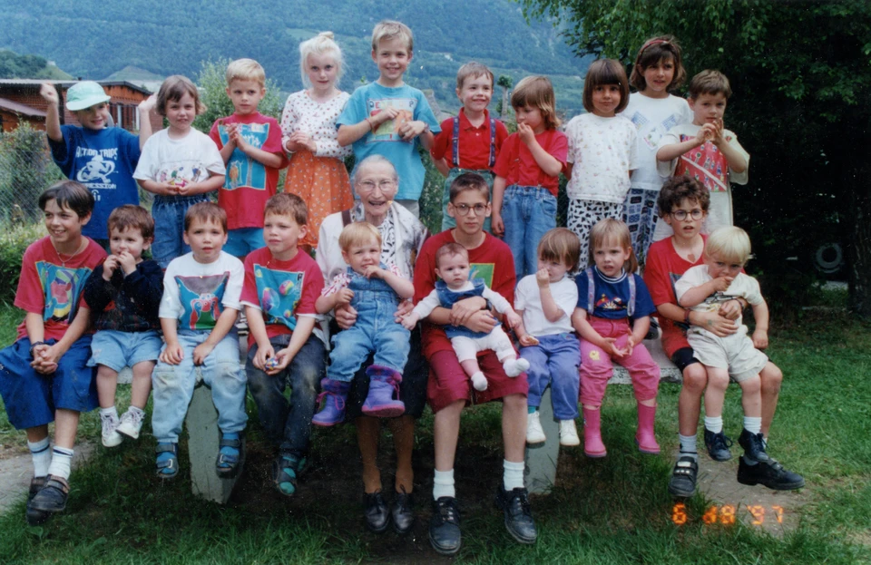 Voici les arrière-petits-enfants de Lucie Crettol-Berclaz ( 1910- 2002 ...