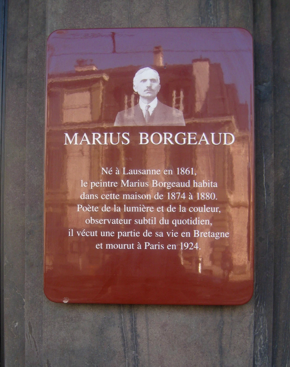 Le promeneur trouvera cette plaque à l'avenue de Rumine 3 sur l ...