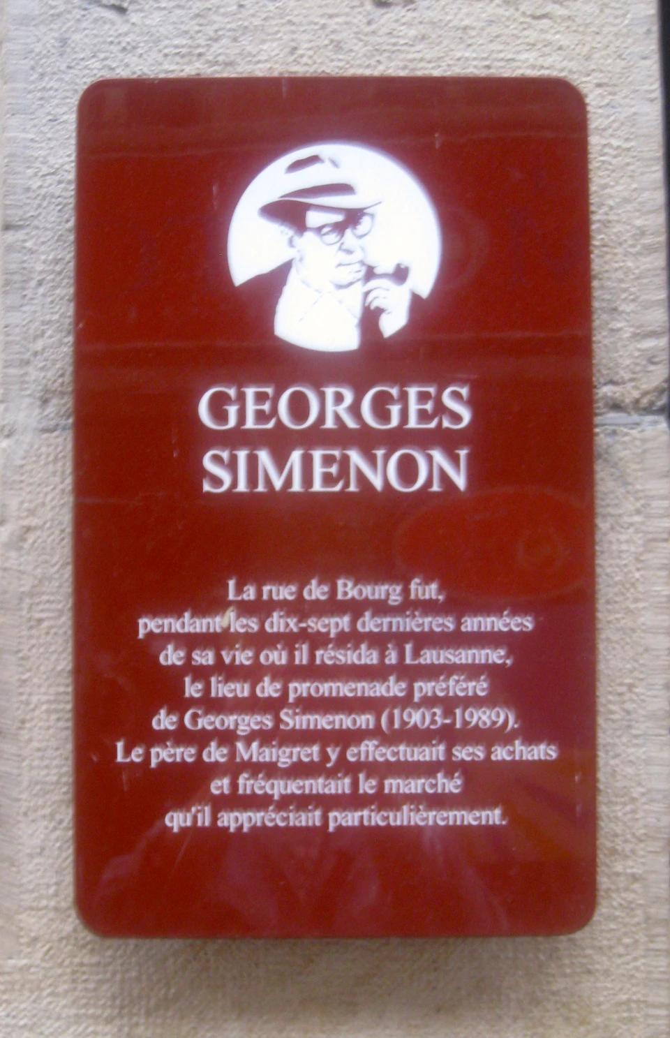 Georges Simenon est un écrivain belge francophone né à Liège (Belgique ...
